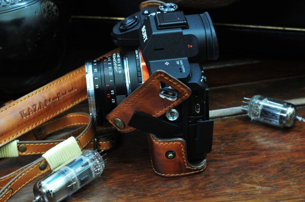SONY A7R3 A7III camera leather case , the best protection for SONY A7R3